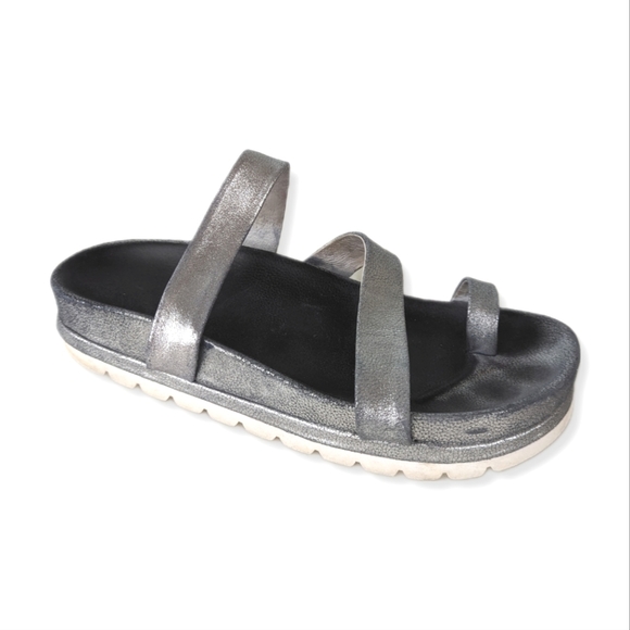 J Slides | Shoes | J Slides Silver Metallic Leather Toe Slide Sandals ...
